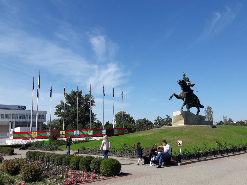 Day Trip to Transnistria – Arrivals Hall